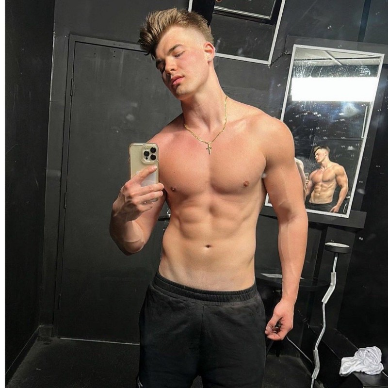 Jayden Rembacher 🌹 (@jaydenrembacher) | Snapchat Stories, Spotlight ...