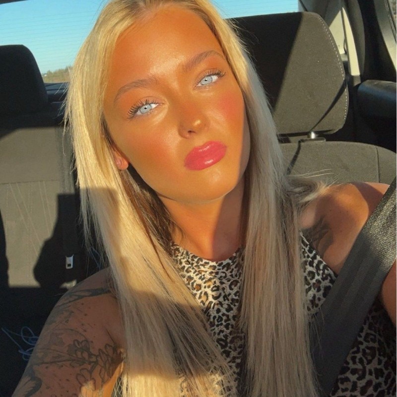 Jayme Curnew (@jayme-curnew) | Snapchat Stories, Spotlight & Lenses