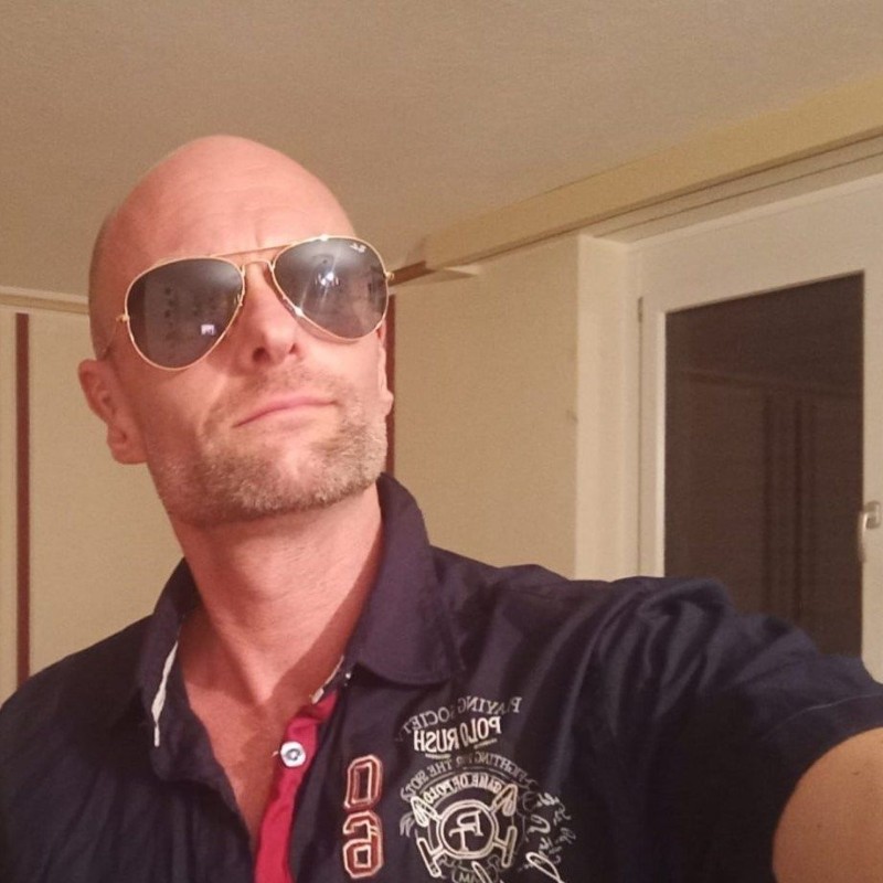 Jean Mueller (@jeanpaullli) | Snapchat Stories, Spotlight & Lenses