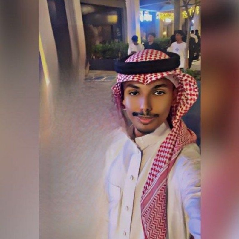 Ali Bahbri (@jeddah-ali) | Snapchat Stories, Spotlight & Lenses