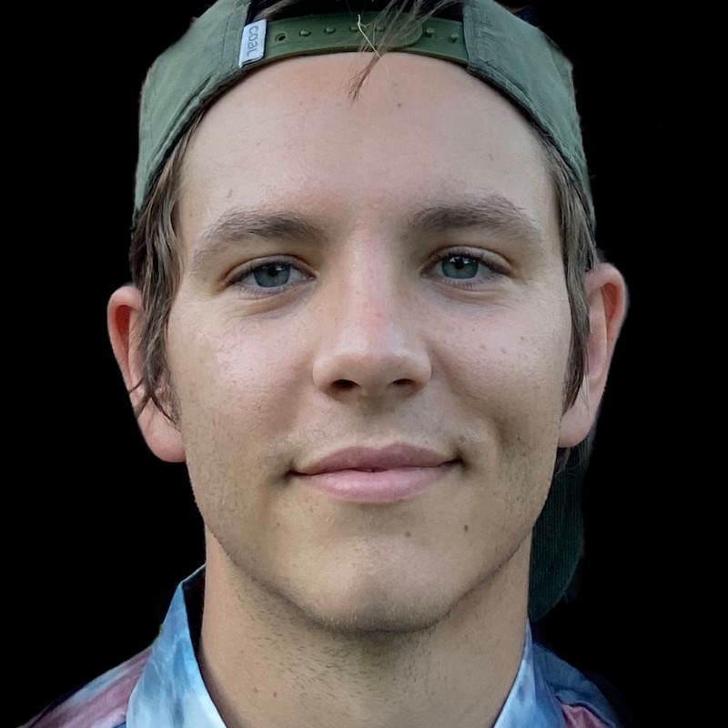 JED LEE (@jedrlee) | Snapchat Stories, Spotlight & Lenses