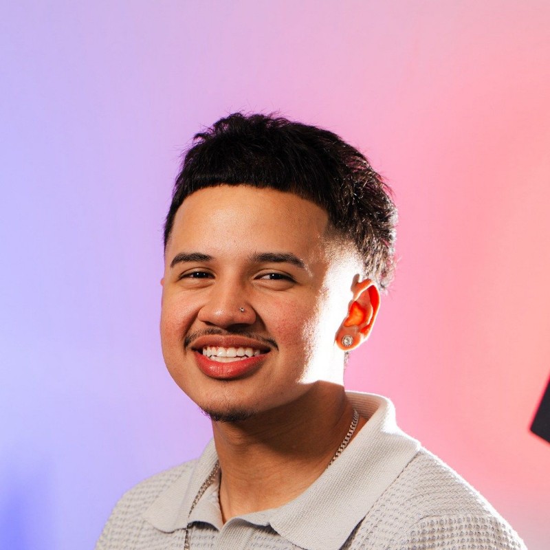 DMV Barber Jeff Rivera💈 (@jeffcutss) | Snapchat Stories, Spotlight & Lenses