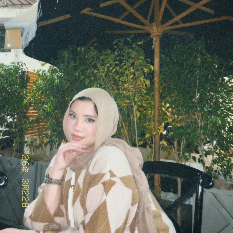 Judy Emad (@jemad2004) | Snapchat Stories, Spotlight & Lenses