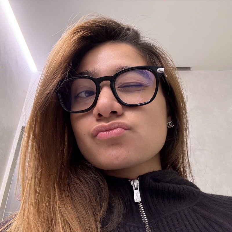 Jennifer Hanna (@jen_hnna) | Snapchat Stories, Spotlight & Lenses