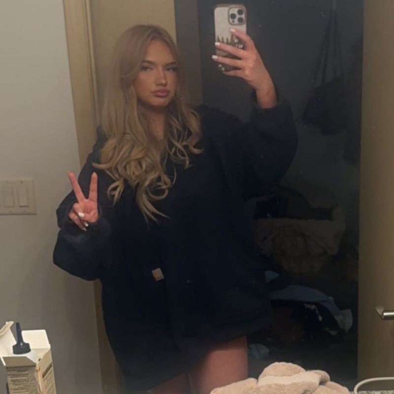 jenna bekah :) (@jennabekah) | Snapchat Stories, Spotlight & Lenses