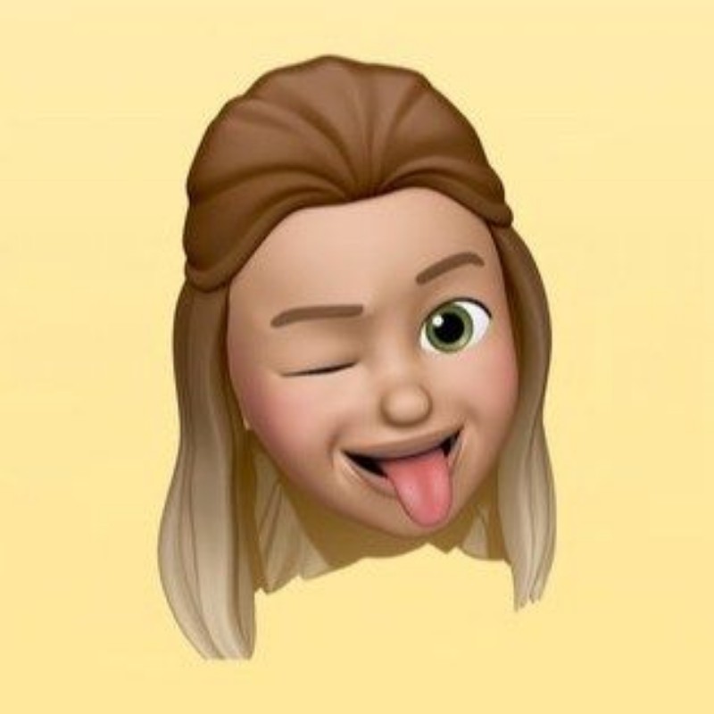 Jenna White (@jennajaeger) | Snapchat Stories, Spotlight & Lenses