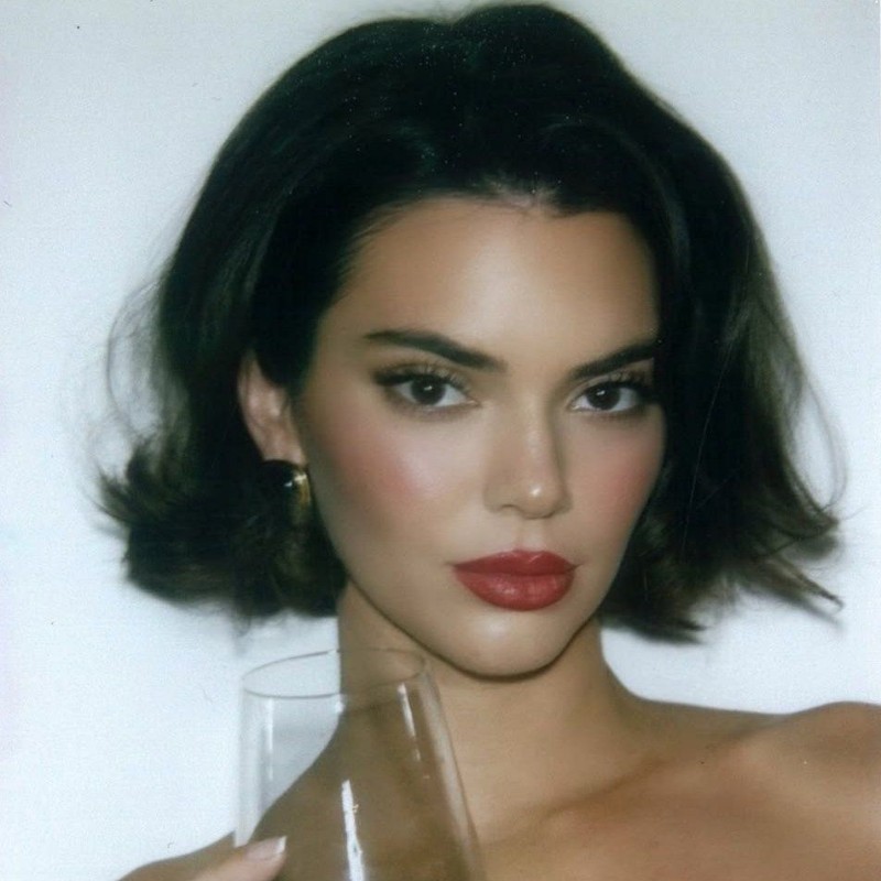 Jenner Edits (@jenneredits) | Snapchat Stories, Spotlight & Lenses