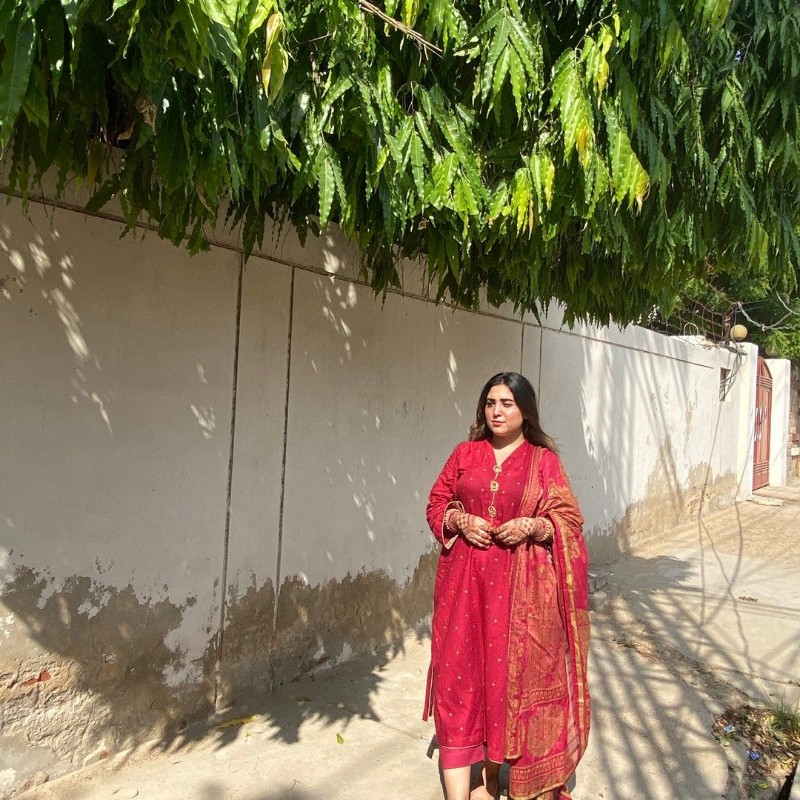 Jennifer Memon (@jennifermemon21) | Snapchat Stories, Spotlight & Lenses