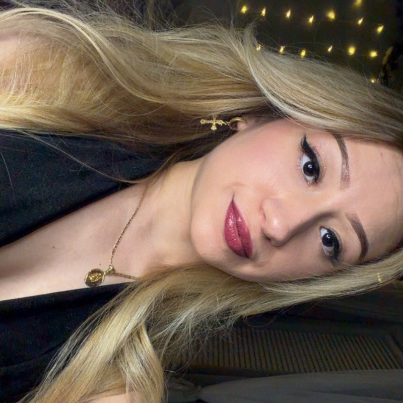 jennifer ♡ (@jennifersvine) | Snapchat Stories, Spotlight & Lenses