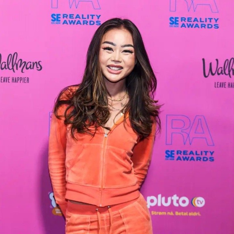 Jenny Huse (@jenny44min) | Snapchat Stories, Spotlight & Lenses