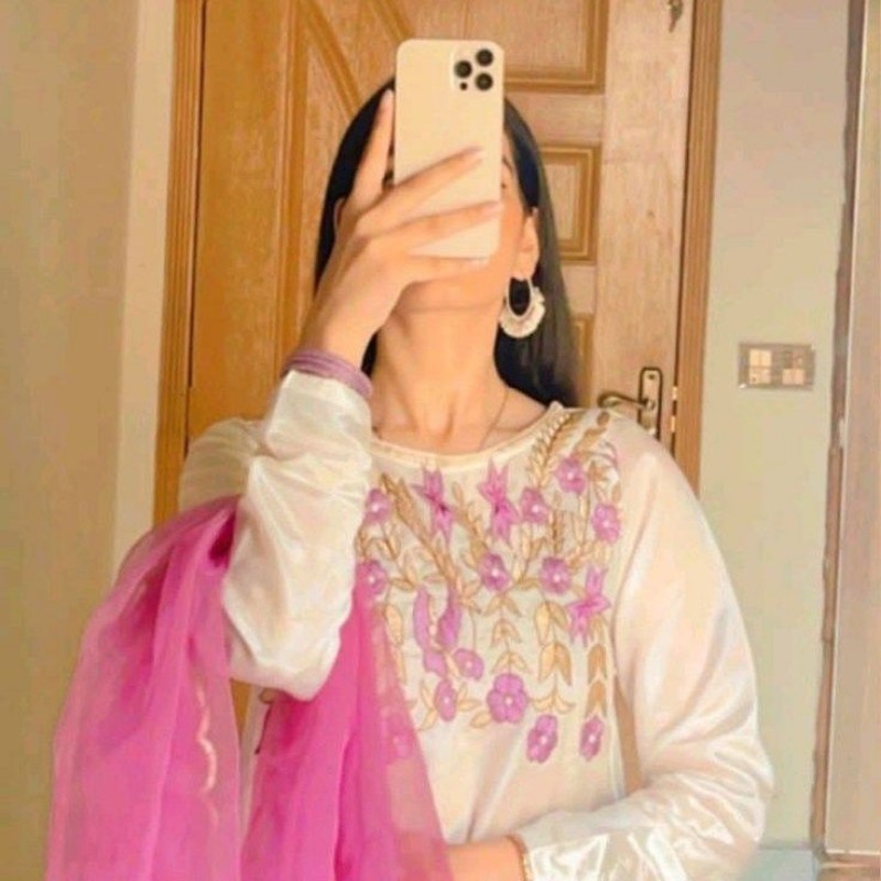 Jennifer🖤 (@jenny922046) | Snapchat Stories, Spotlight & Lenses