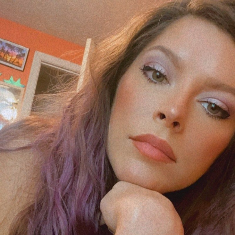 Jen 💜 (@jenxo417) | Snapchat Stories, Spotlight & Lenses