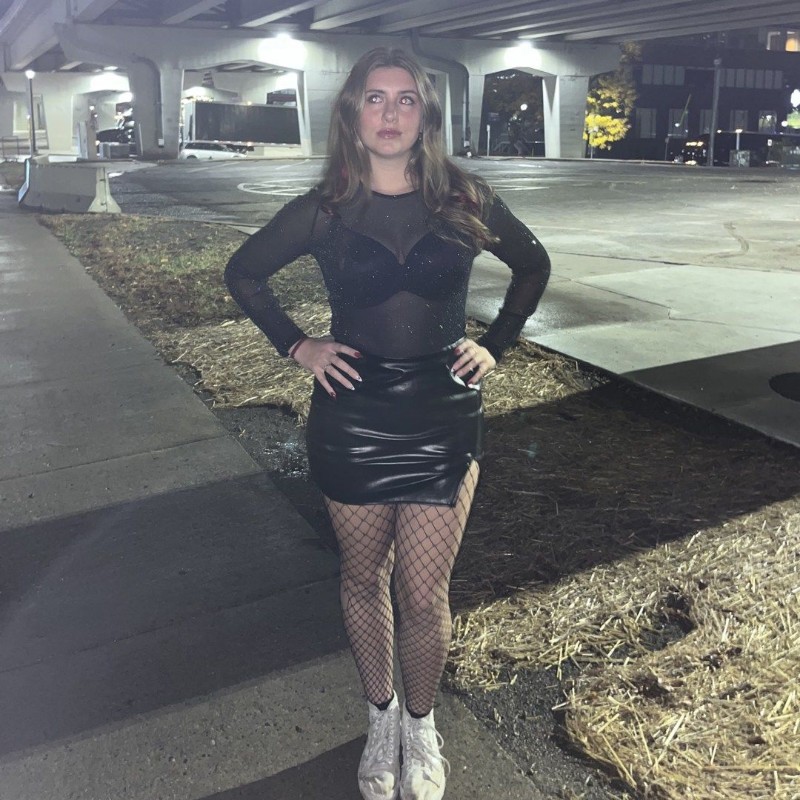 jess :) (@jess_trysten) | Snapchat Stories, Spotlight & Lenses