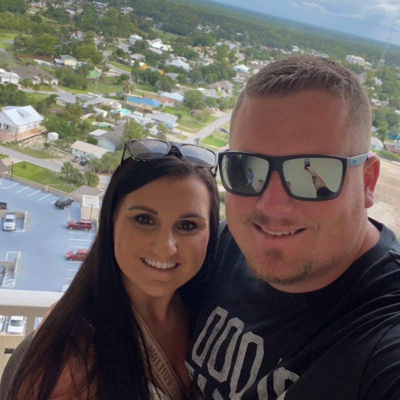 Jesse Hensley(@jesse_hensley69) | สตอรี่ Snapchat ตลอดจน Spotlight และเลนส์