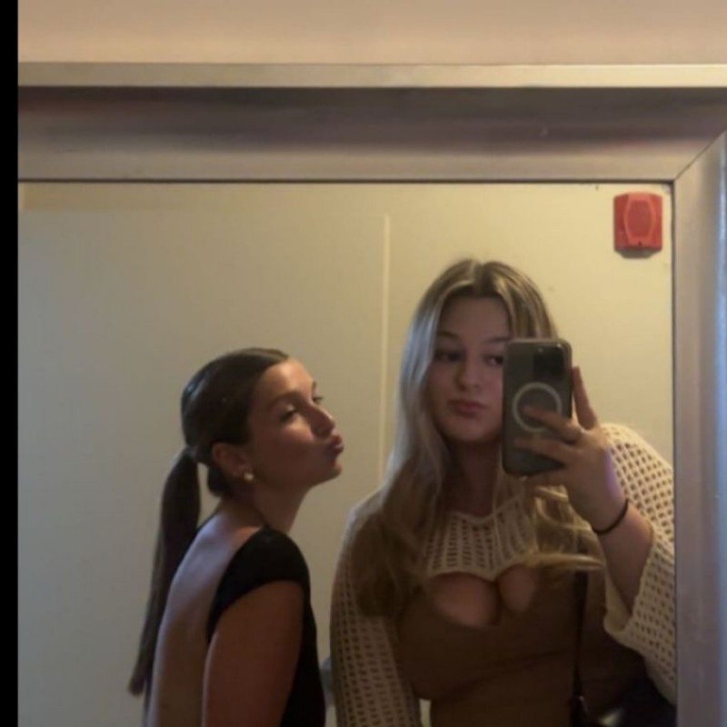 jessica (@jessrotundo) | Snapchat Verhalen, Spotlight en Lenzen