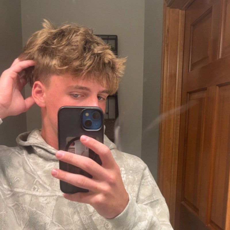 Jett Craycraft 💸 (@jett-craycraft) | Snapchat Stories, Spotlight & Lenses