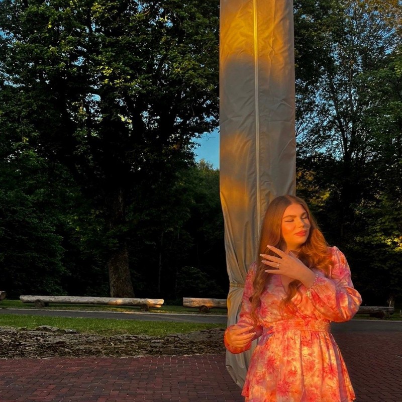 Jana-Sofie (@jfricke27) | Snapchat Stories, Spotlight & Lenses