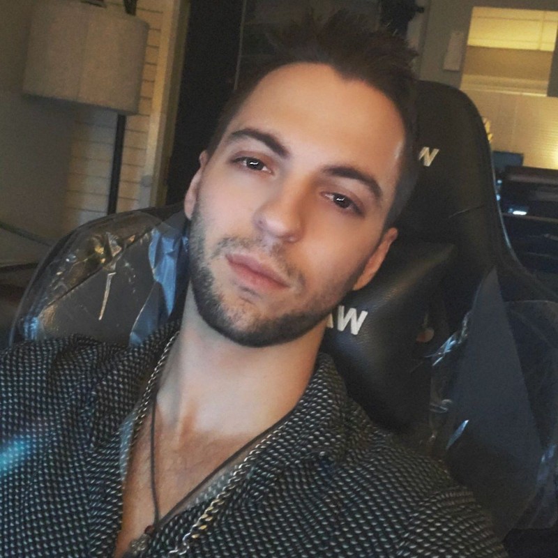 Jason (@jhoyt56) | Snapchat Stories, Spotlight & Lenses