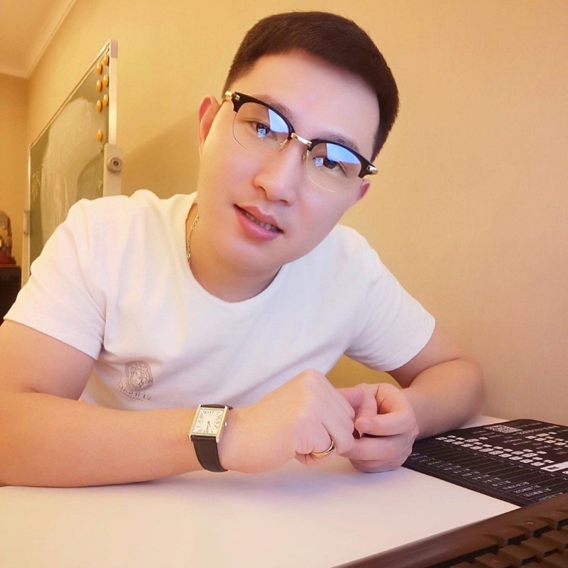 jinnan Hou (@jinnan_hou) | Snapchat Stories, Spotlight & Lenses