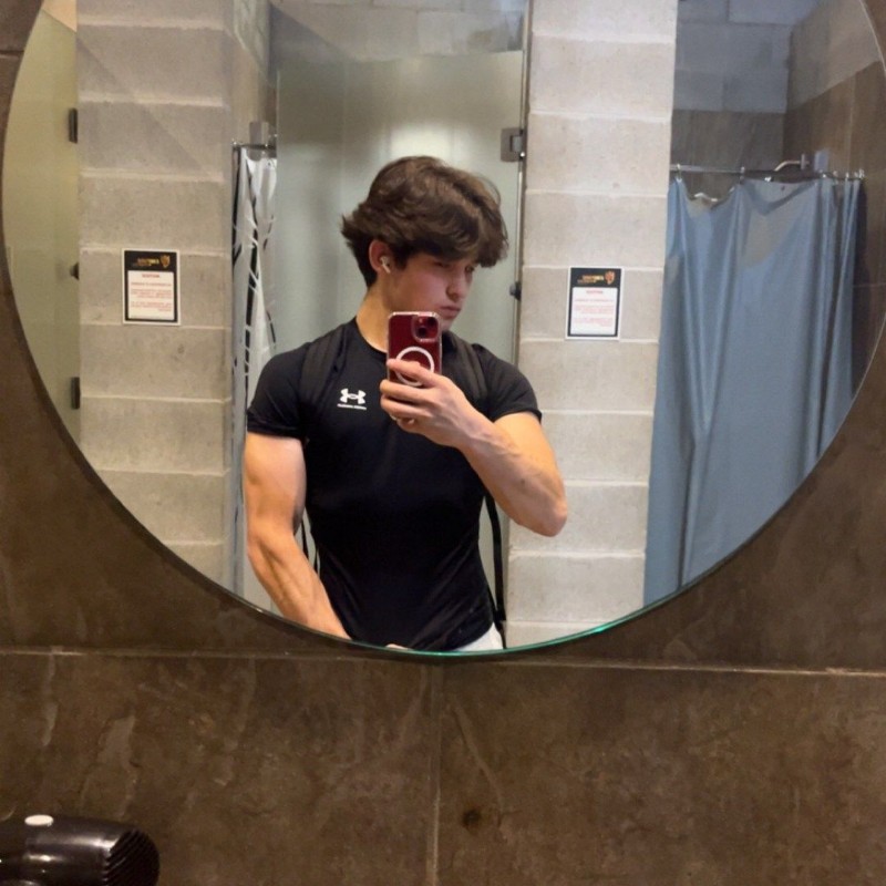 Jay 🏒 (@jjay_s89) | Snapchat Stories, Spotlight & Lenses