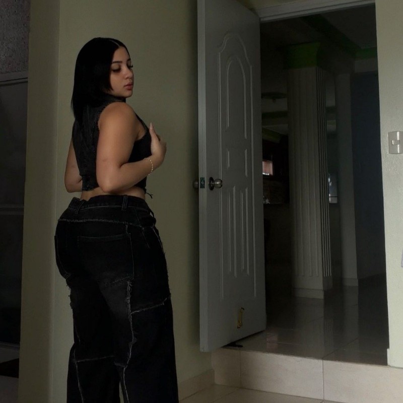 Jenni Valdez👑 (@jjennivaldez) | Snapchat Stories, Spotlight & Lenses