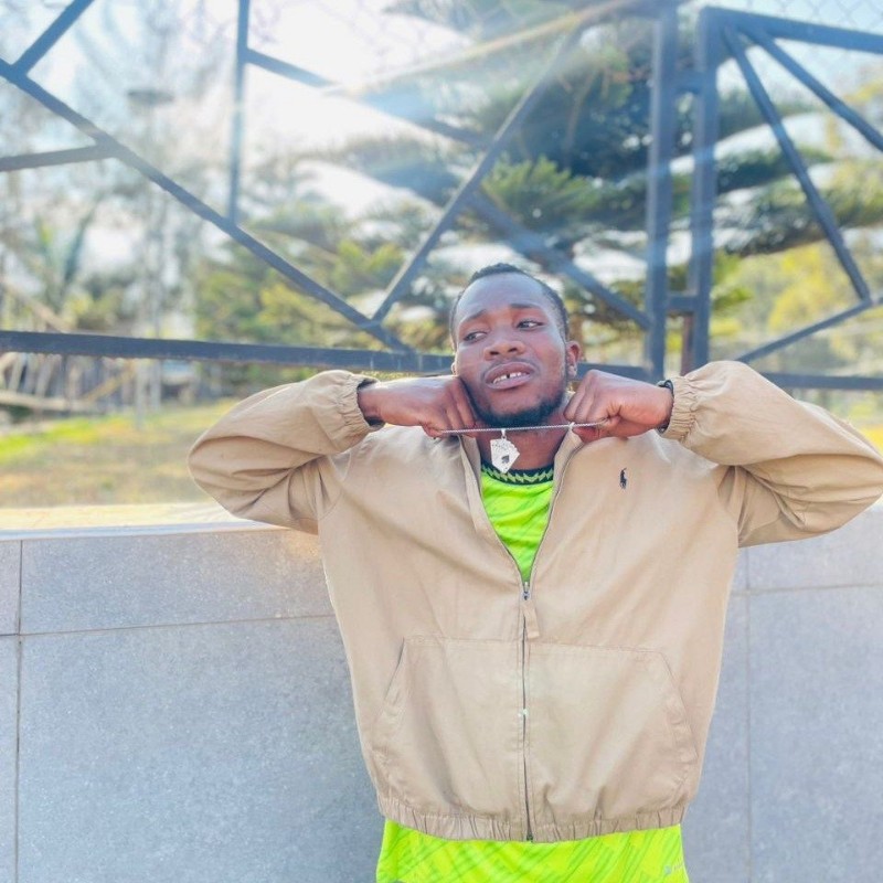 JOE'S NECK OFFICIEL (@joesneck) | Snapchat Stories, Spotlight & Lenses