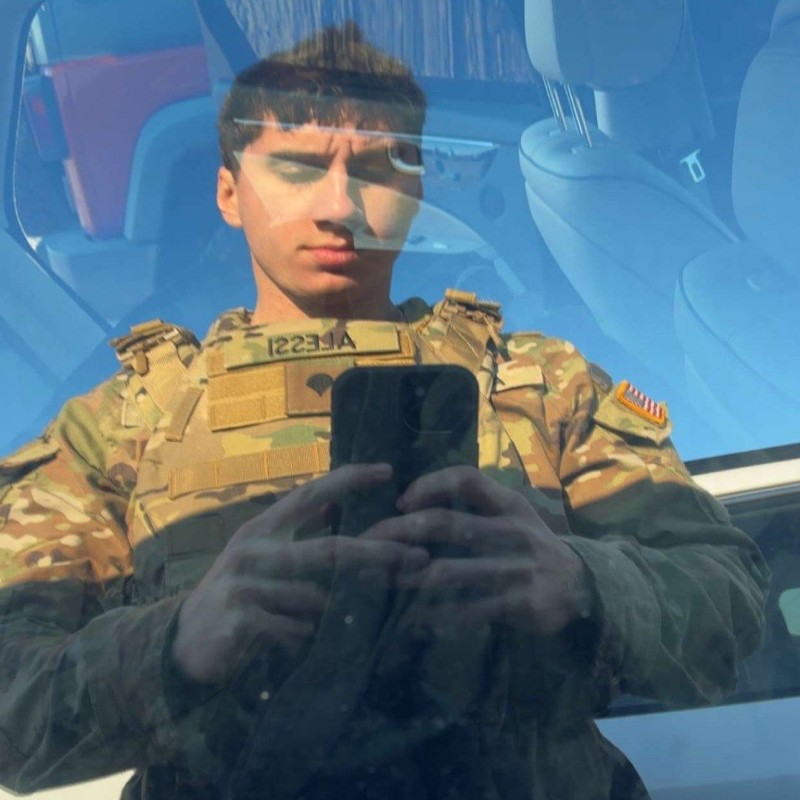 JT Alessi (@jonathan_alessi) | Snapchat Stories, Spotlight & Lenses