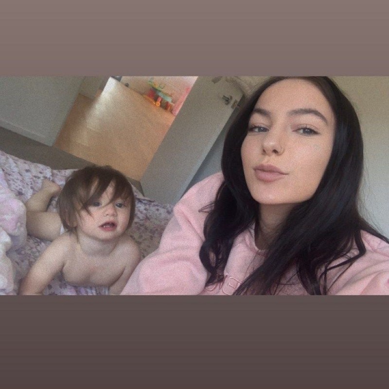 Zoey Jones (@jonzy_420) | Snapchat Stories, Spotlight & Lenses