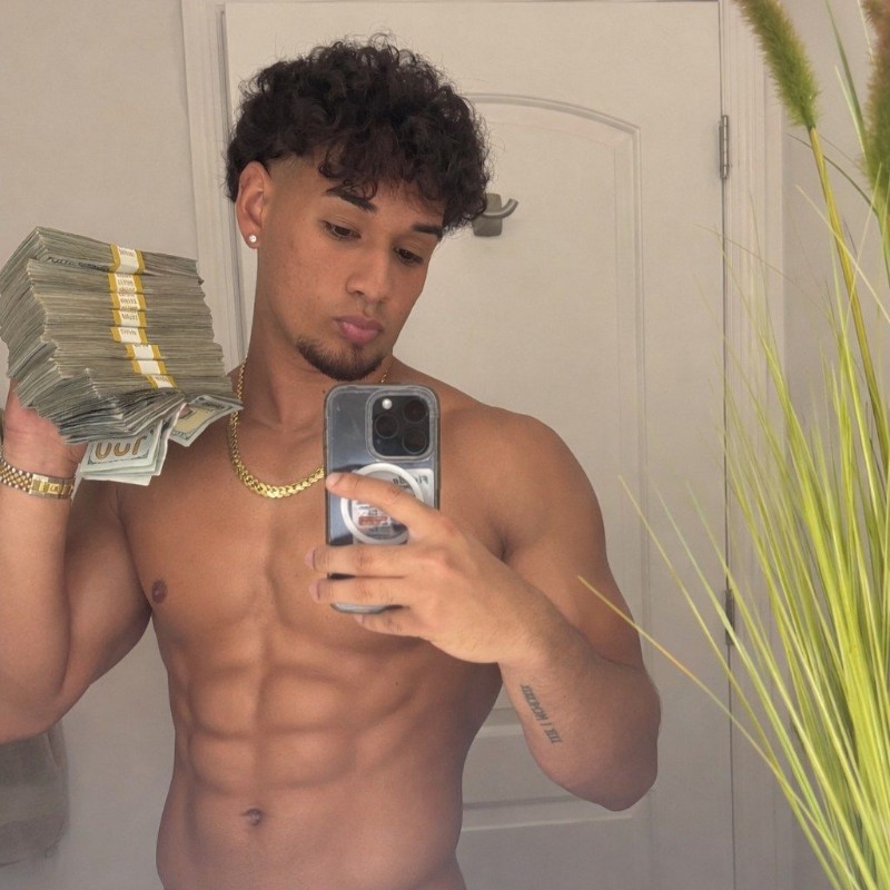 elpapijuli (@jotrapp2) | Snapchat Stories, Spotlight & Lenses