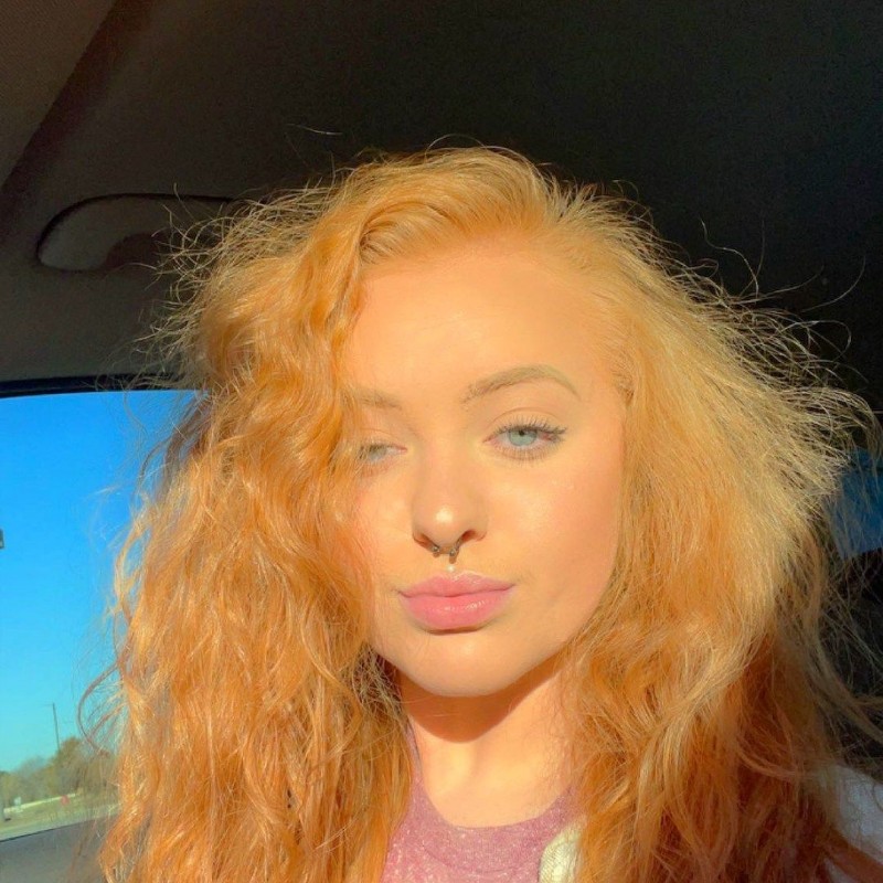 Joy Kennedy (@joyshenelle22) | Snapchat Stories, Spotlight & Lenses