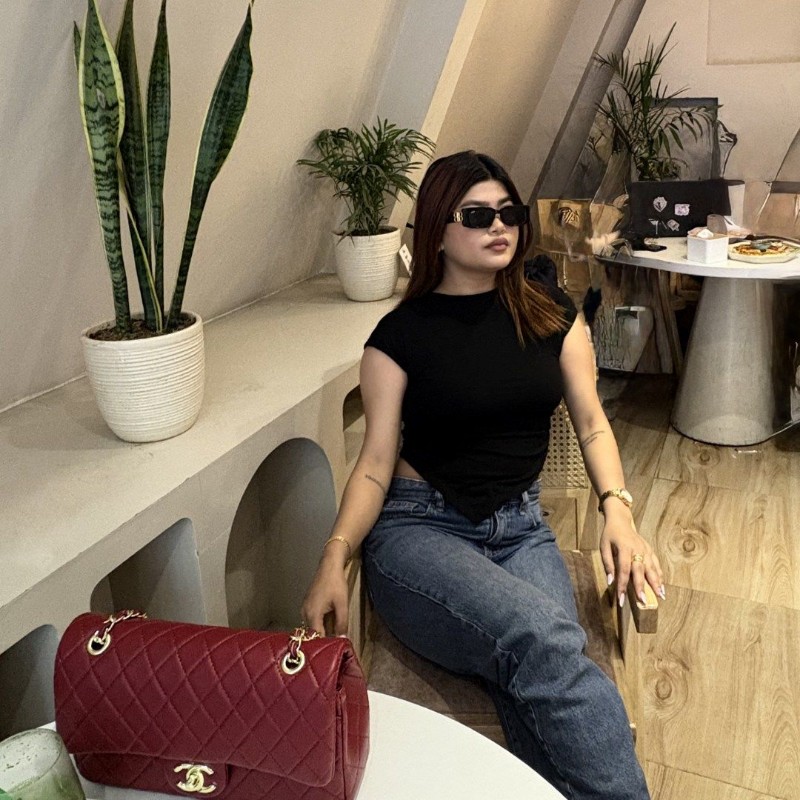 Jasmin Rijal (@jr1rijal) | Snapchat Stories, Spotlight & Lenses