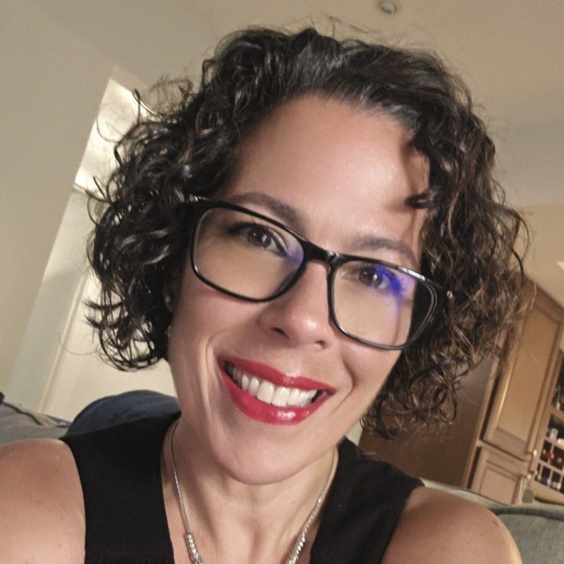 Elizabeth Veliz (@jrzgirl2022) | Snapchat Stories, Spotlight & Lenses