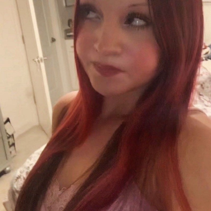 jess (@jst.jessica) | Snapchat Stories, Spotlight & Lenses