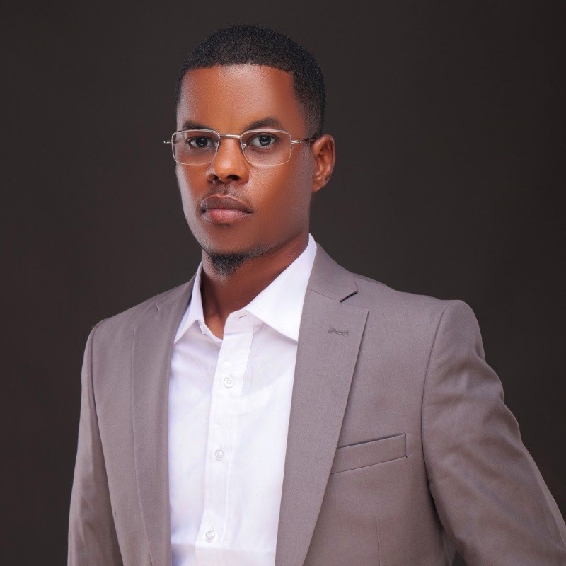 Jule Ernesto Thiam (@julethiam) | Snapchat Stories, Spotlight & Lenses