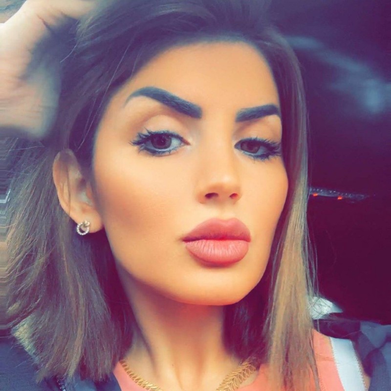 Australian College (@juliana.beeto) | Snapchat Stories, Spotlight & Lenses