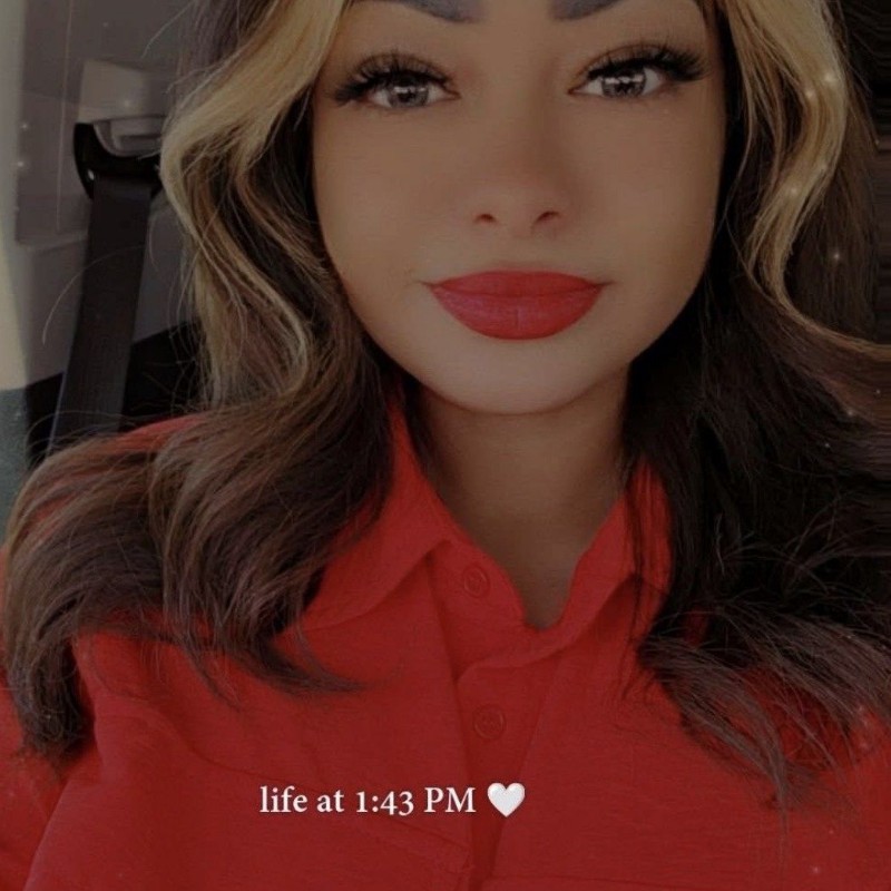 Julie Gonzales (@juliegonzales99) | Snapchat Stories, Spotlight & Lenses