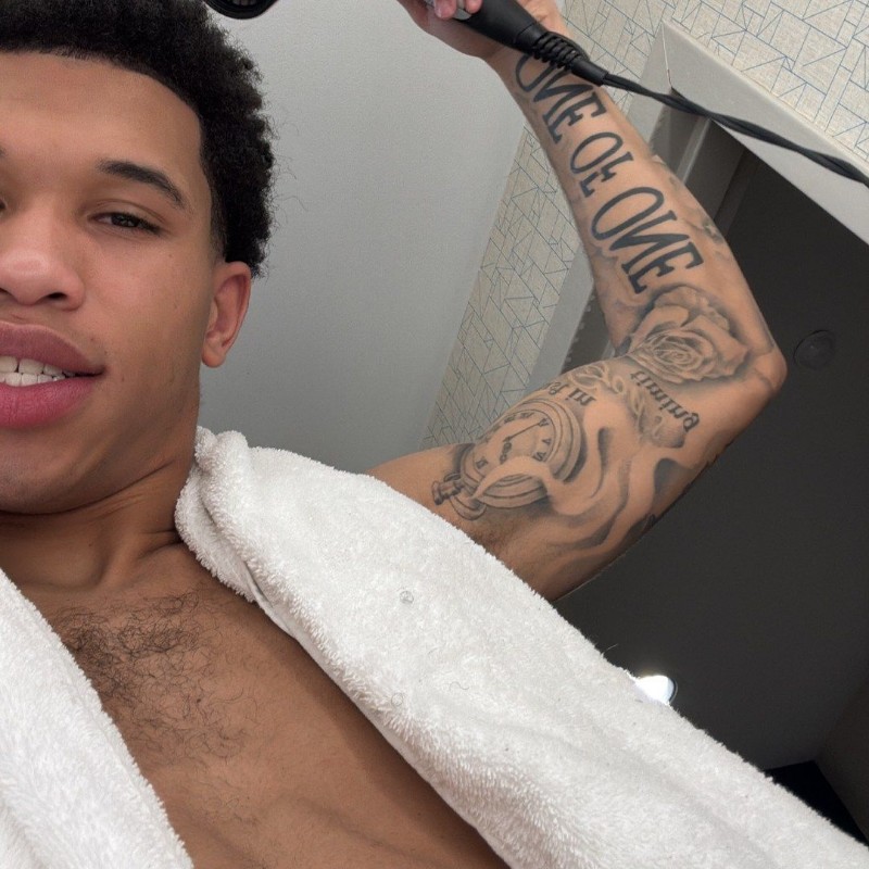 june™️ (@june4xxx) | Snapchat Stories, Spotlight & Lenses