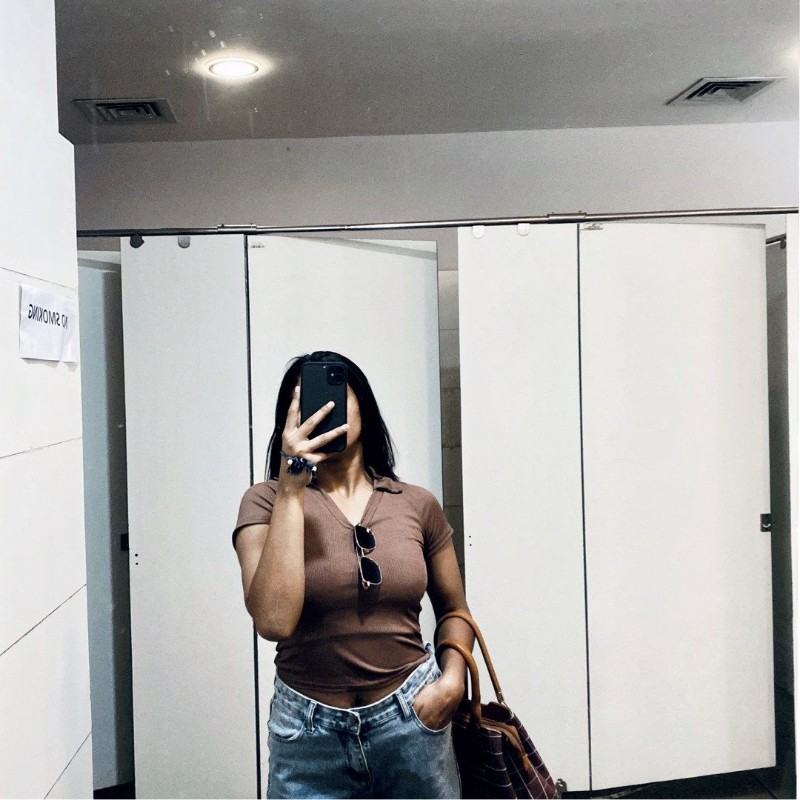 Siwani (@justtt_siwani) | Snapchat Stories, Spotlight & Lenses