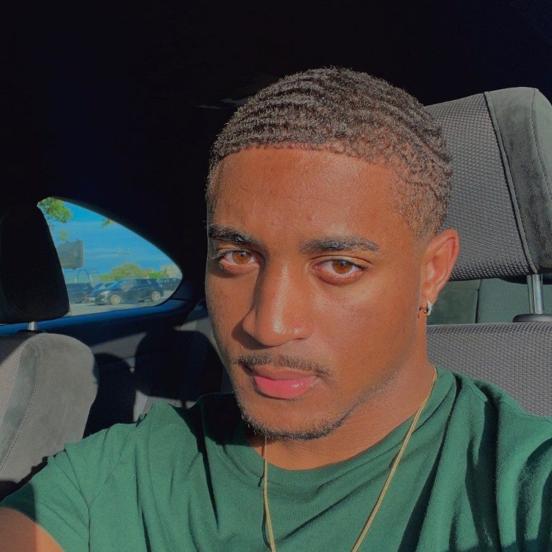 Kamronnn⚜️ (@kamflexin) | Snapchat Stories, Spotlight & Lenses