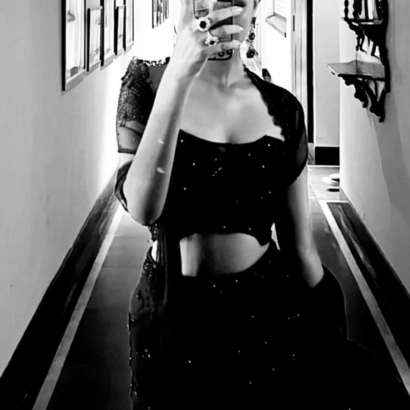 Kanika🪬 (@kanikagoel04) | Snapchat Stories, Spotlight & Lenses