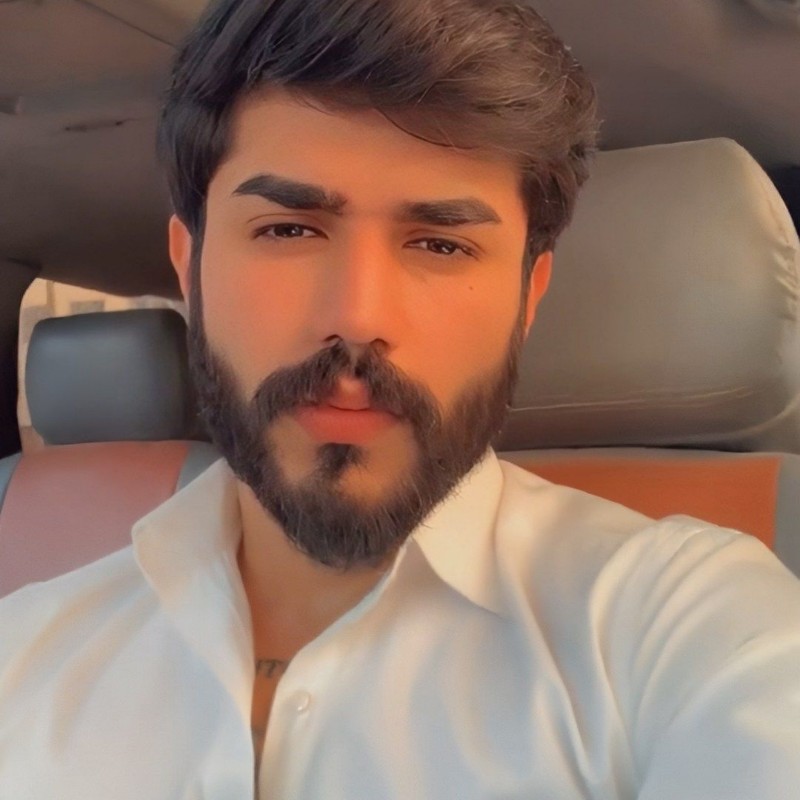 𝑲𝒂𝒓𝒂𝒓 𝑨𝒃𝒃𝒂𝒔 (@kar9a0) | Snapchat Stories, Spotlight & Lenses