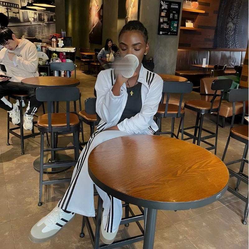 𝓛𝓸𝔀𝓪𝓷𝓮’𝓼 𝓛𝓲𝓯𝓮 (@karisma_srn) | Snapchat Stories, Spotlight & Lenses