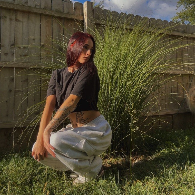 karmen 🎀 (@karmen.danielle) | Snapchat Stories, Spotlight & Lenses