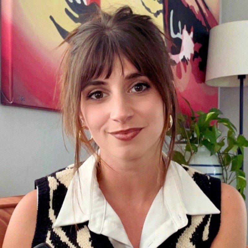 Kate Riccio (@katericc) | Snapchat Stories, Spotlight & Lenses