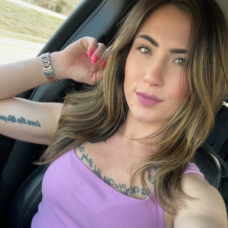 Katie Paige 🖤🔥 (@katie_minard) | Snapchat Stories, Spotlight & Lenses