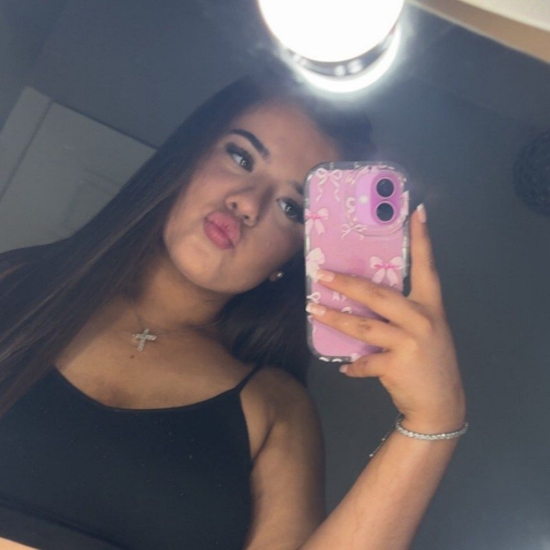 katie mclawrence (@katielouise_mcx) | Snapchat Stories, Spotlight & Lenses