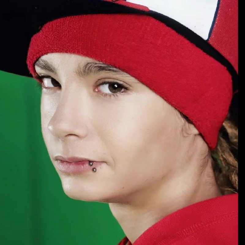 Eva|vomhotel丰🎸 (@kaulitz1234789) | Snapchat Stories, Spotlight & Lenses