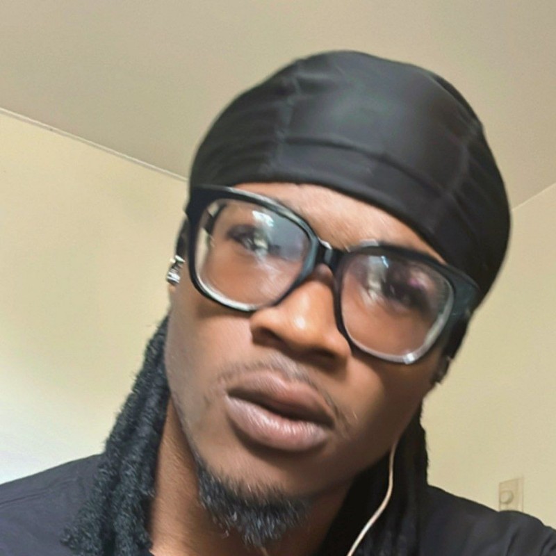 Kayshawn (@kaysoo2001) | Snapchat Stories, Spotlight & Lenses