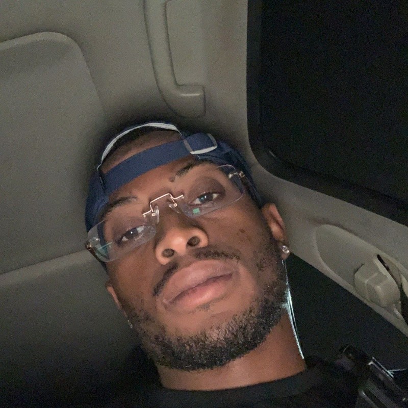 Keith Regis (@keithsmoove) | Snapchat Stories, Spotlight & Lenses