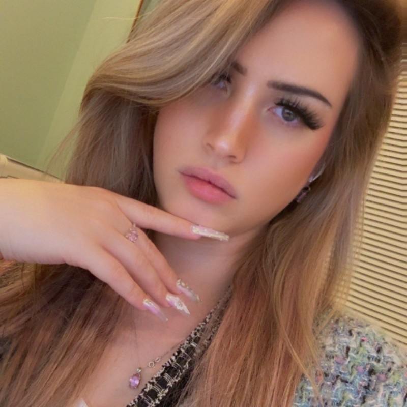 Kendall Paris Anderson (@kendall-paris) | Snapchat Stories, Spotlight ...